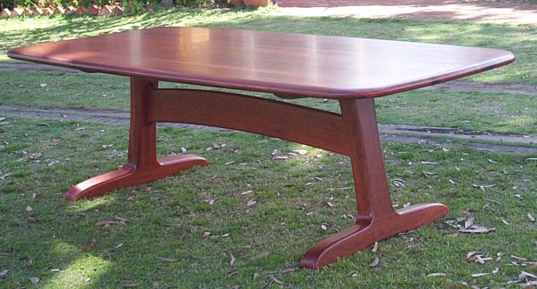 Pedestal Jarrah Dining Table - JahRoc Galleries