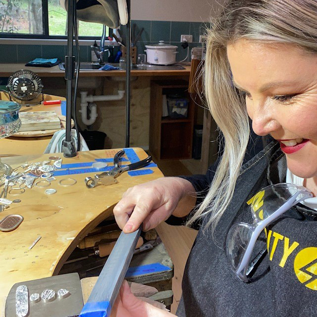 Robyn Clarke Artist - Up Close & Personal - JahRoc Galleries